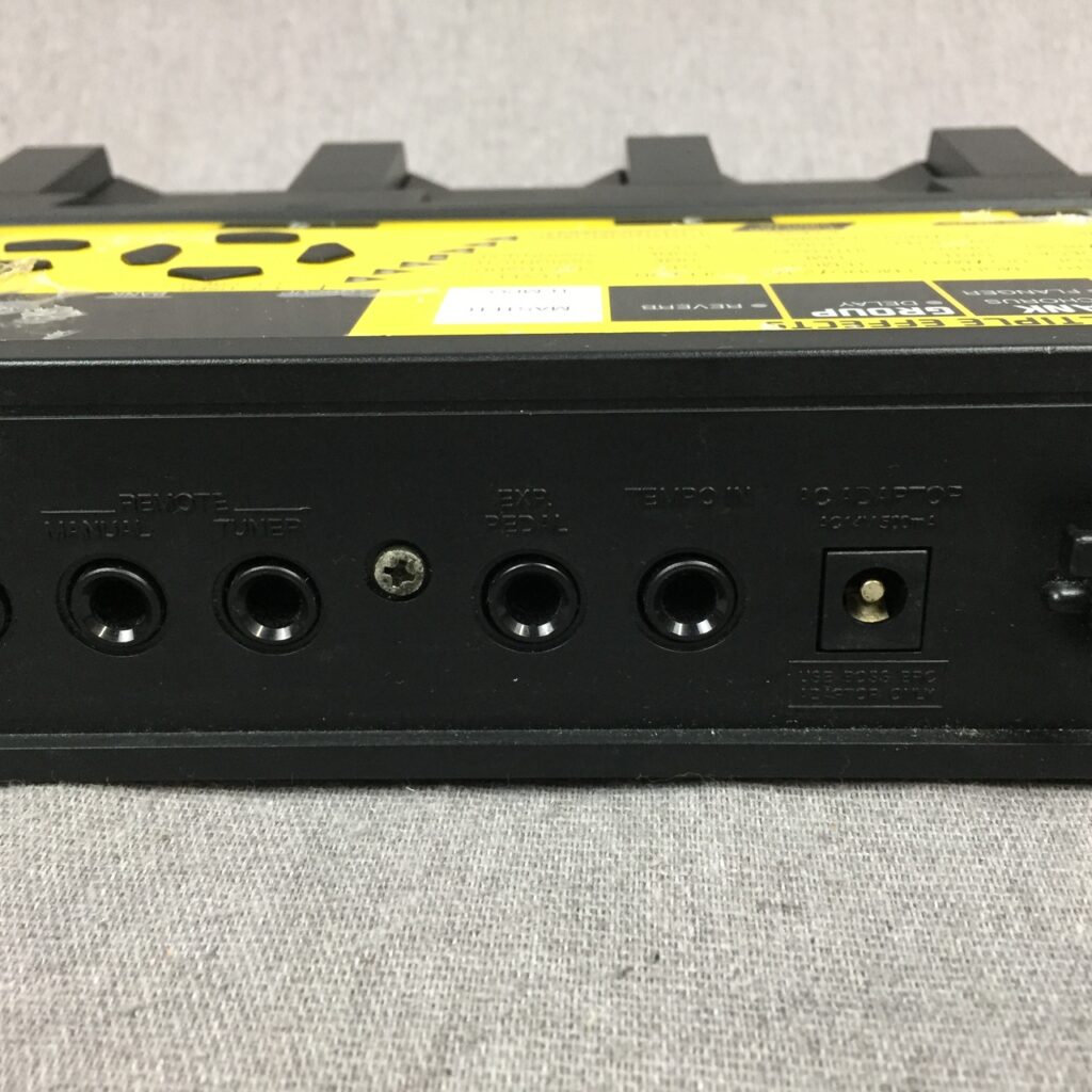 BOSS BOSS ME-8B ベースマルチエフェクター 1999年製買取ました！デジマートにて￥4980で販売中！#チバカン楽器 #楽器 ...
