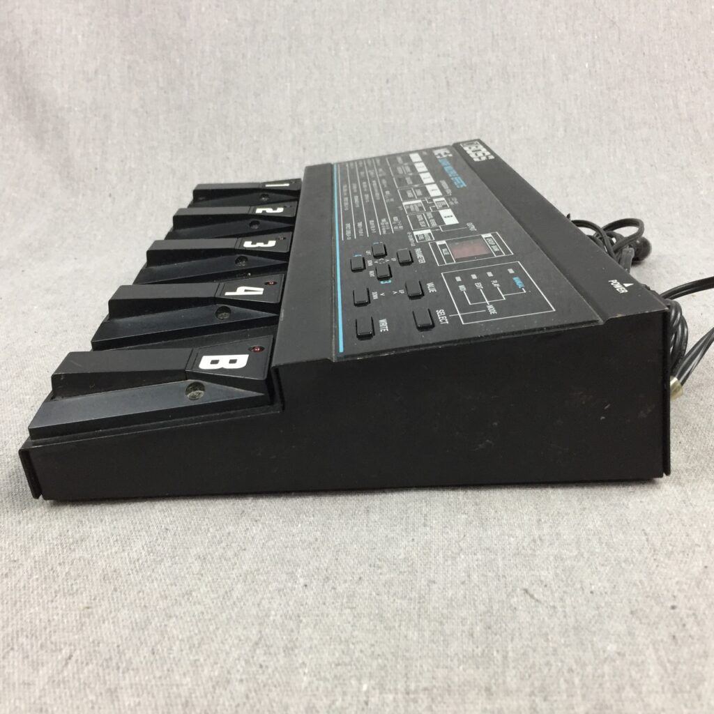 BOSS ME-5 GUITAR MULTI EFFECTS買取ました！デジマートにて￥5500で販売中！#チバカン楽器 #楽器マイスター ...