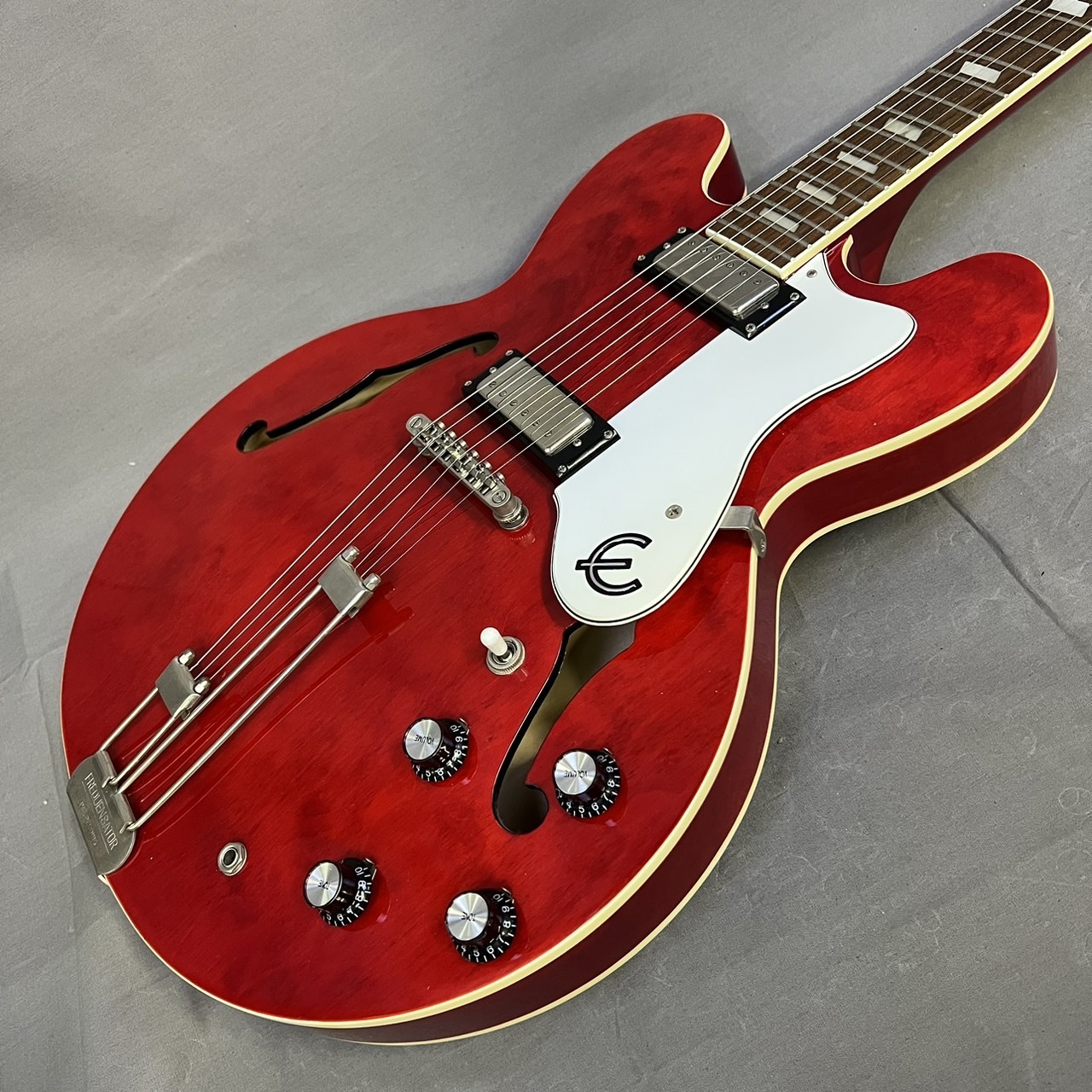 Epiphone Riviera Cherry 2010年製 買取ました デジマートにて￥ 59,800 で販売中！ - 楽器高価買取専門店 ...