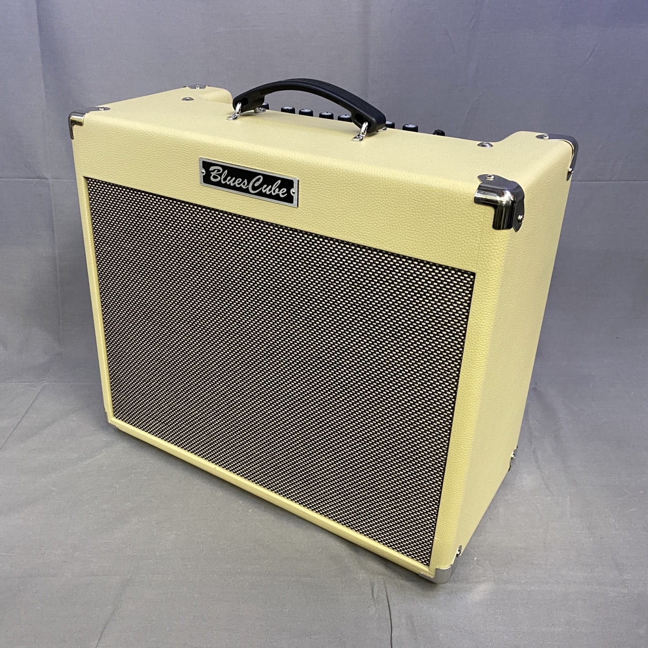 デジマートにて￥ 98,000 で販売中！