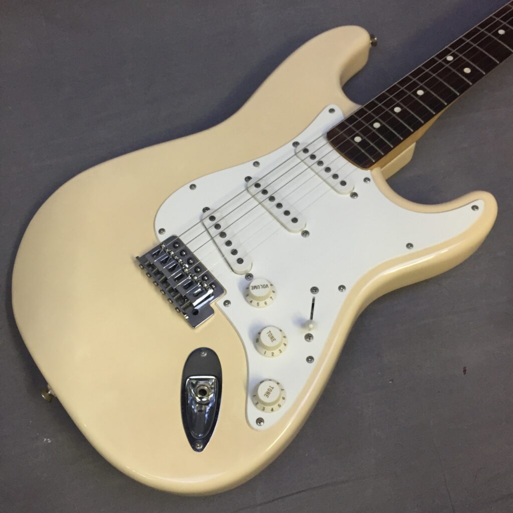 Fender Mexico Squier Series STRATCASTER VWH 買取りました。デジマートにて￥34,800で販売中 ...